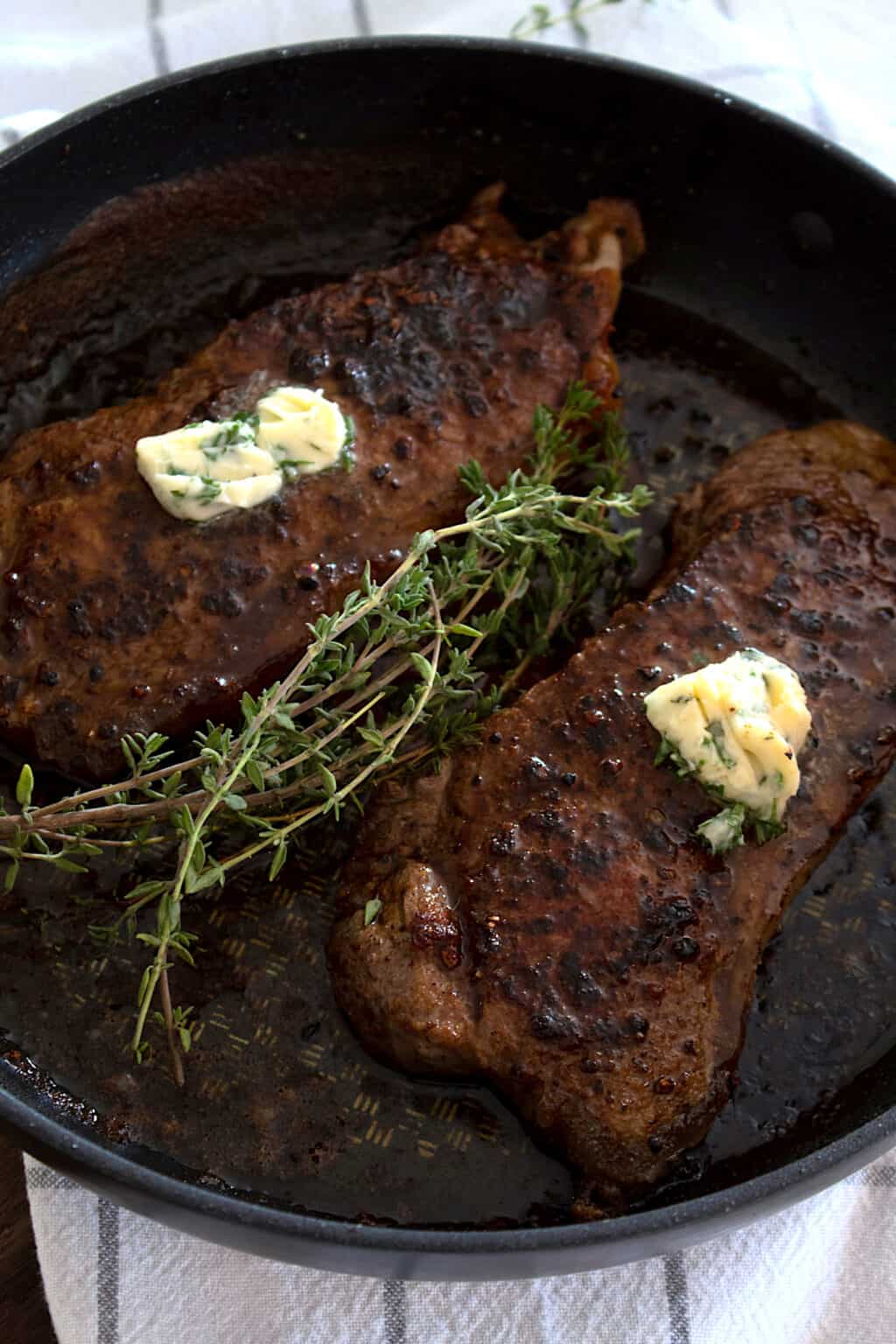 How to Cook Steak Perfectly in a Pan - Laughing Spatula