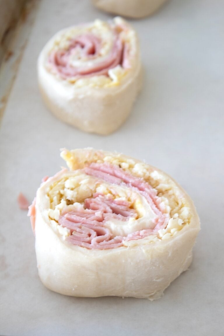 Ham and Cheese Pinwheel Appetizers (using store bought puff pastry ...